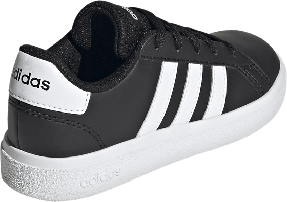 ADIDAS J GRAND COURT 2.0 K på stadium.se